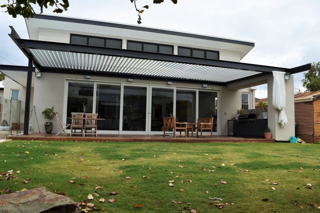 Outdoor Opening Roof Design & Build Services | Bespoke Outdoor