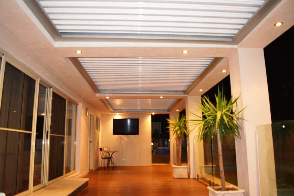 Outdoor Opening Roof Design & Build Services | Bespoke Outdoor