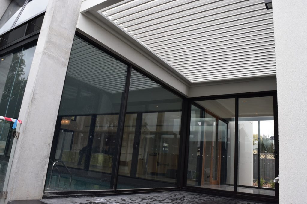 Outdoor Opening Roof Design & Build Services | Bespoke Outdoor